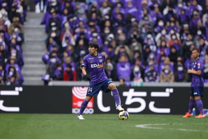 A defender from the national team wouldn't be a big hit? Japanese ...