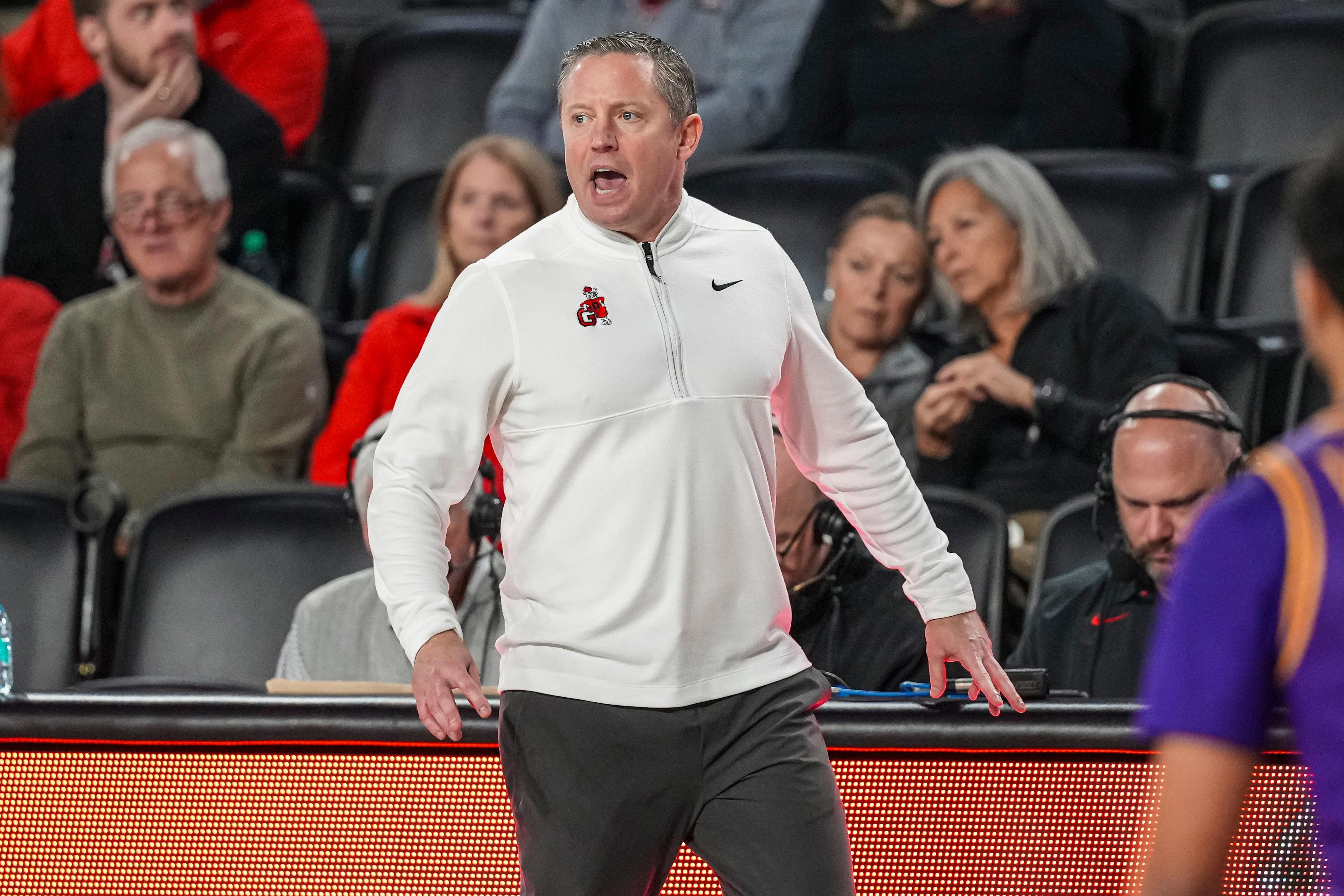 Georgia basketball remains ranked in USA TODAY Coaches Poll