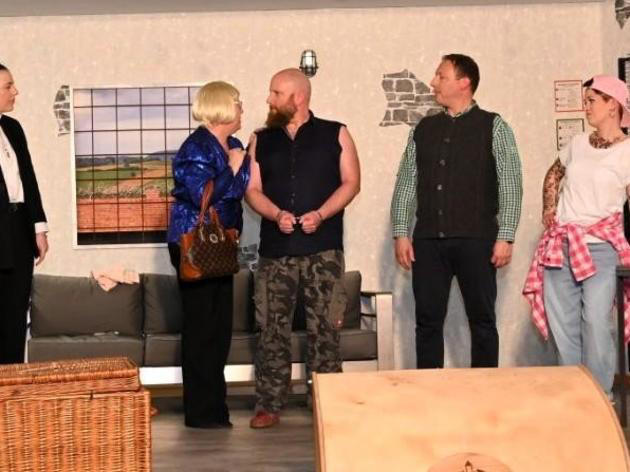 Begeisterung über Theater im Knast - Wienser Ensemble überzeugt mit dem ...