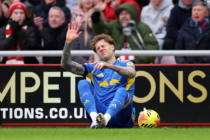Leeds star ruled out of Liverpool game despite positive injury update ...
