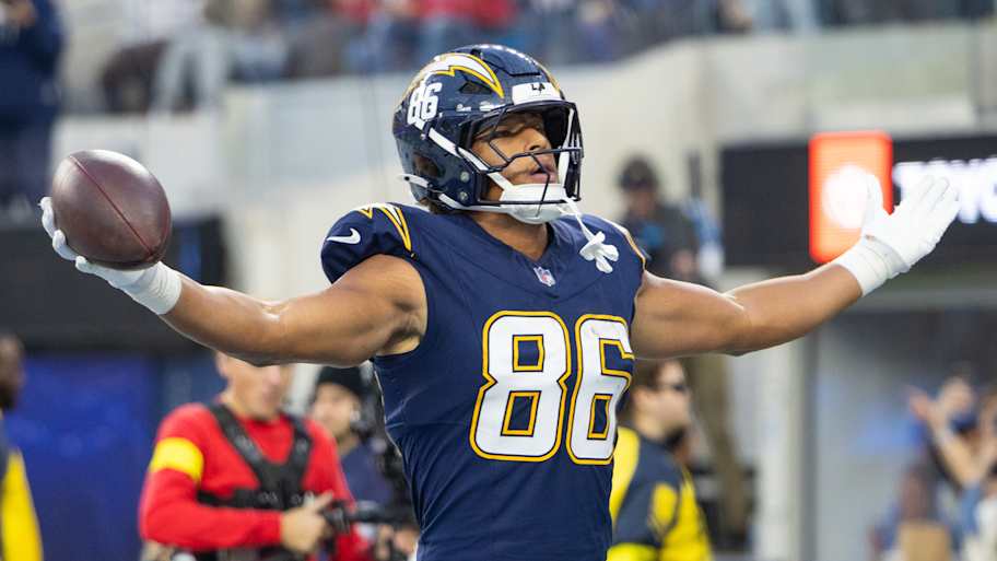 Justin Herbert just made his stance on Chargers' Oronde Gadsden II ...