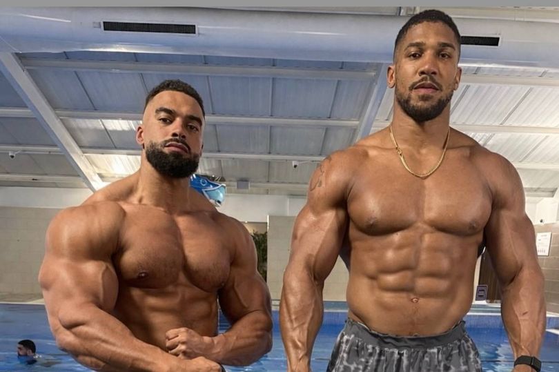 Anthony Joshua's 'inner circle' after two close friends killed in ...