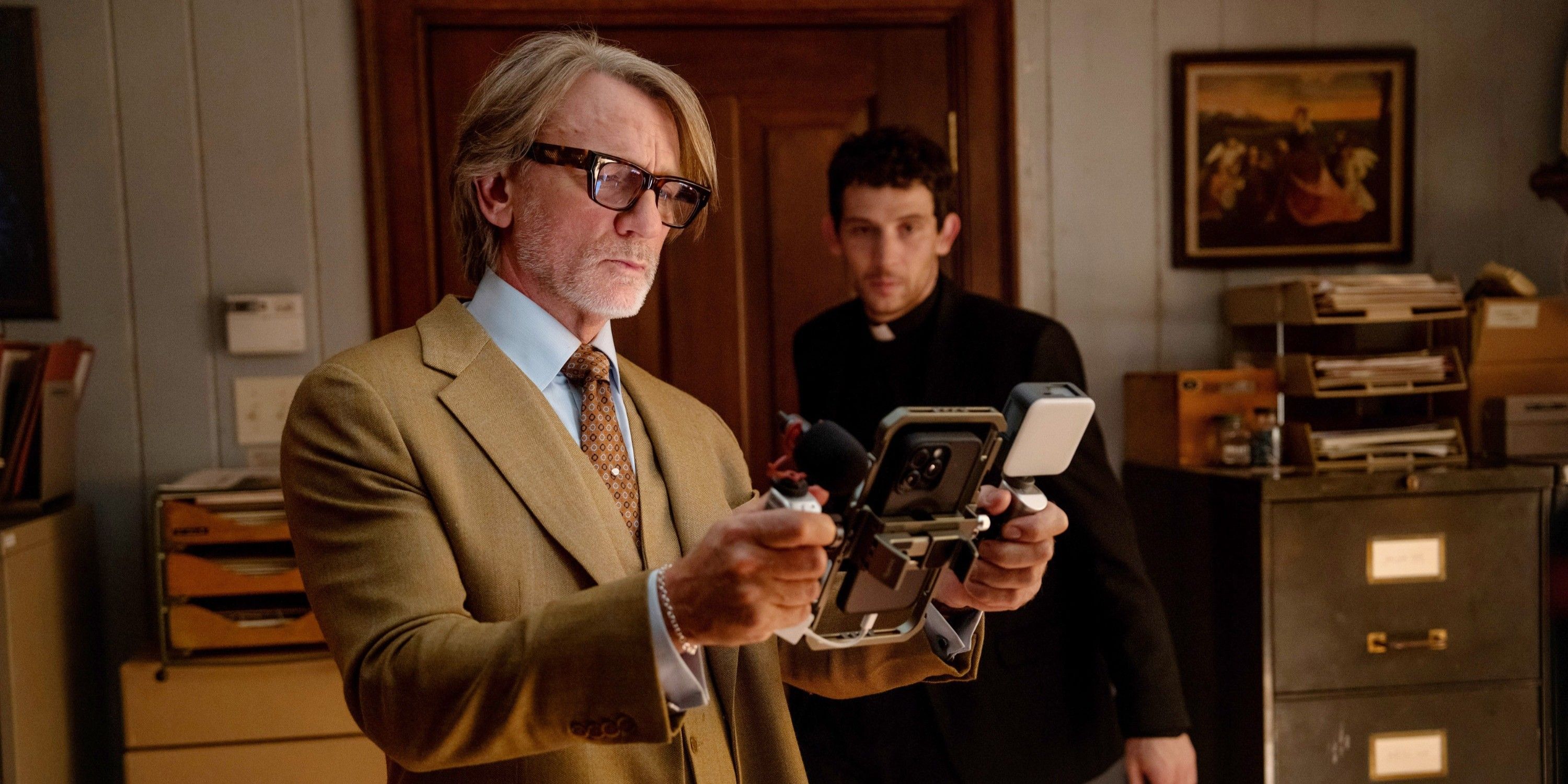 4 best Knives Out Easter eggs in Wake Up Dead Man