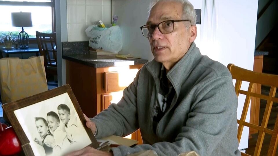 Trump hosts Pope Leo XIV’s brother at Mar-a-Lago, praises his MAGA ...