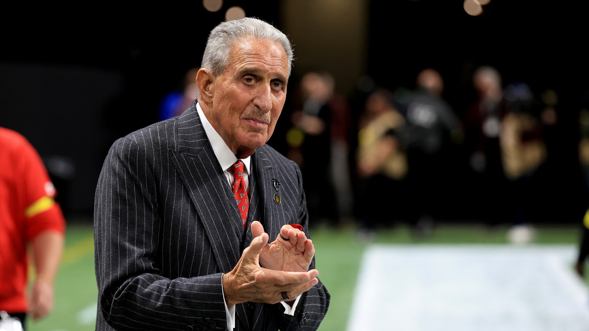 Arthur Blank needs to figure out why his Falcons are so inconsistent