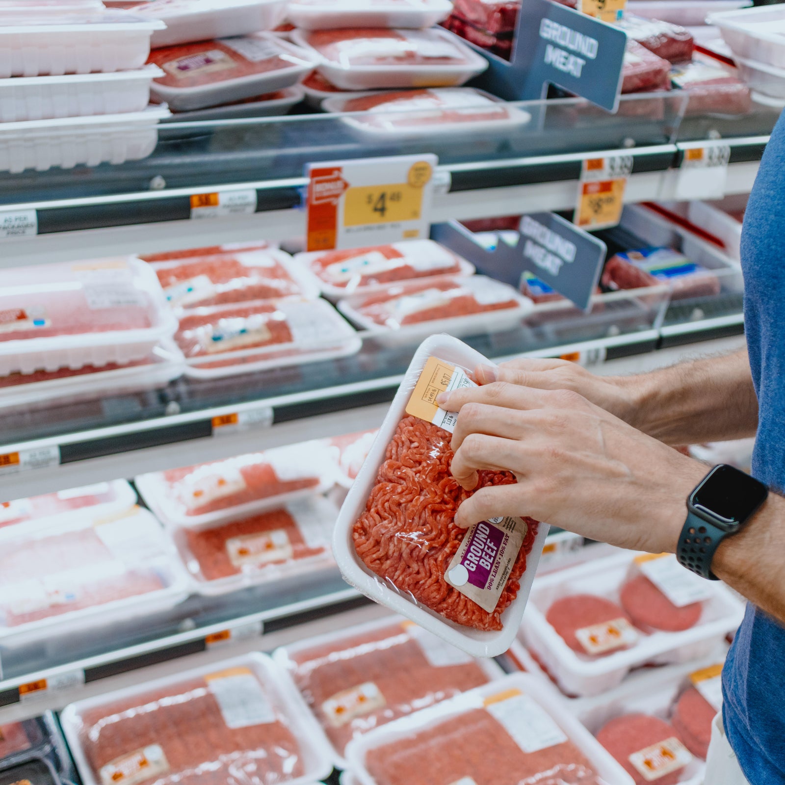 Ground beef recalled in 6 states over possible E coli contamination