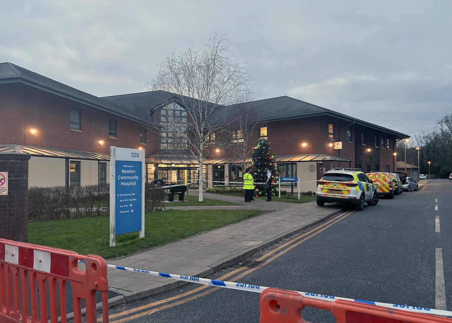 Hospital staff attacked with 'crowbar' after man denied appointment