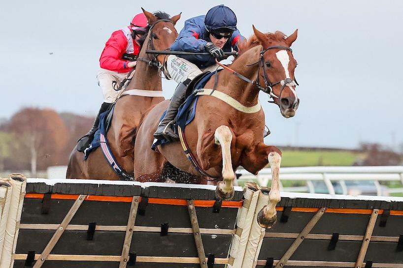Borders jockeys Bruce Lynn and Ryan Mania among winners at Kelso’s last ...