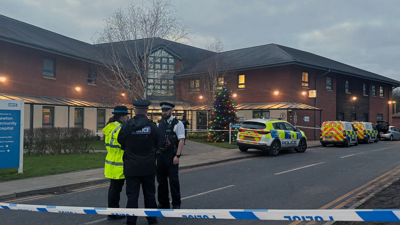 Man arrested after hospital staff attacked with weapon