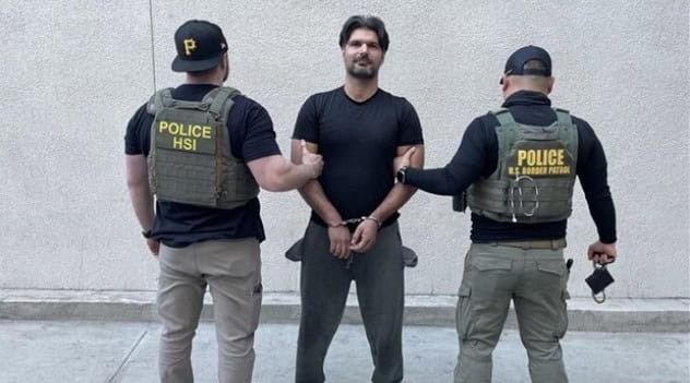 'Monsters' and money: ICE touts holiday arrest blitz as cash-for-exit ...