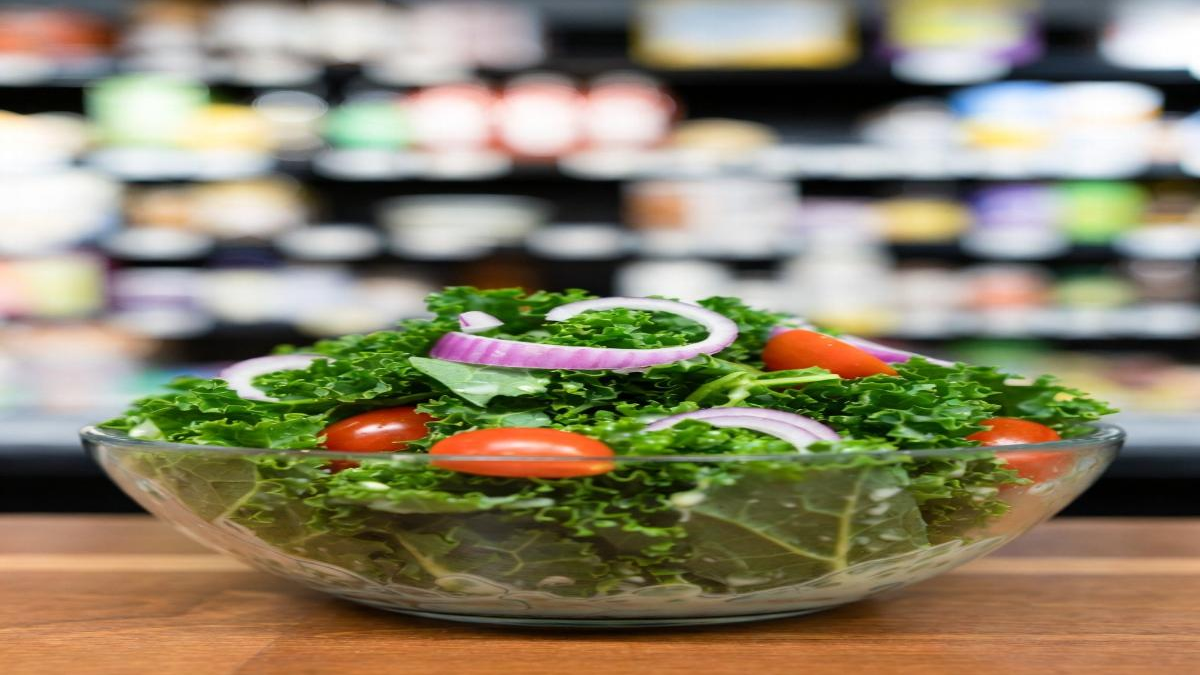 Why Whole Foods Garlicky Kale Salad Is Winning Over Americas Health ...