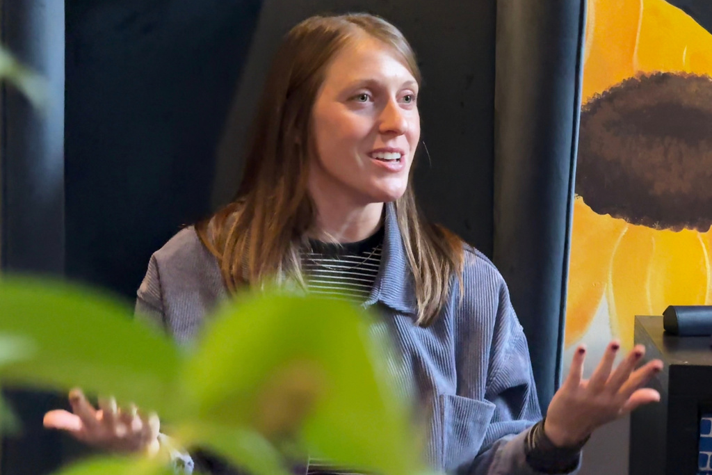 Michigan’s death doulas bring solace to those navigating the end of life