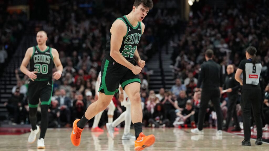 Derrick White heaps praise on Celtics bench after beating Kings