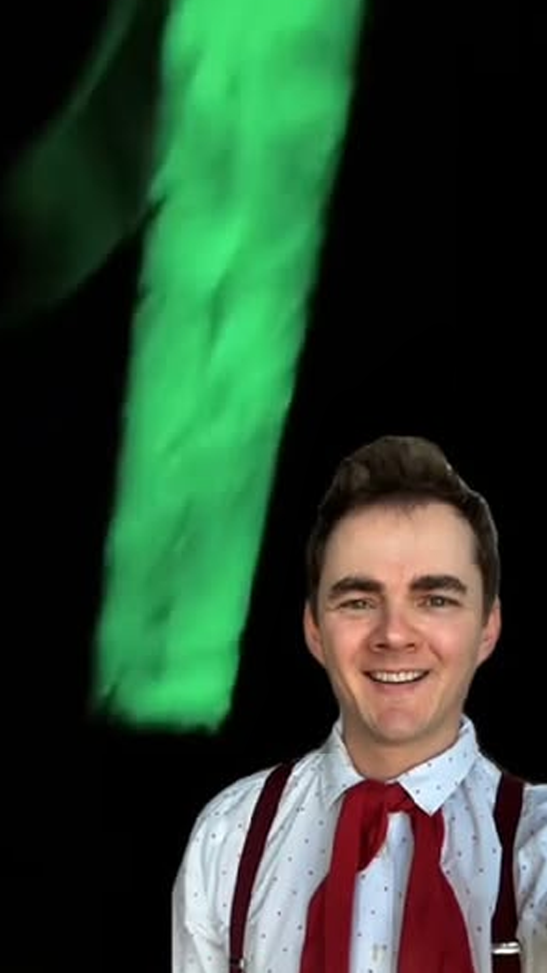 A fluorescent light made with an apple?