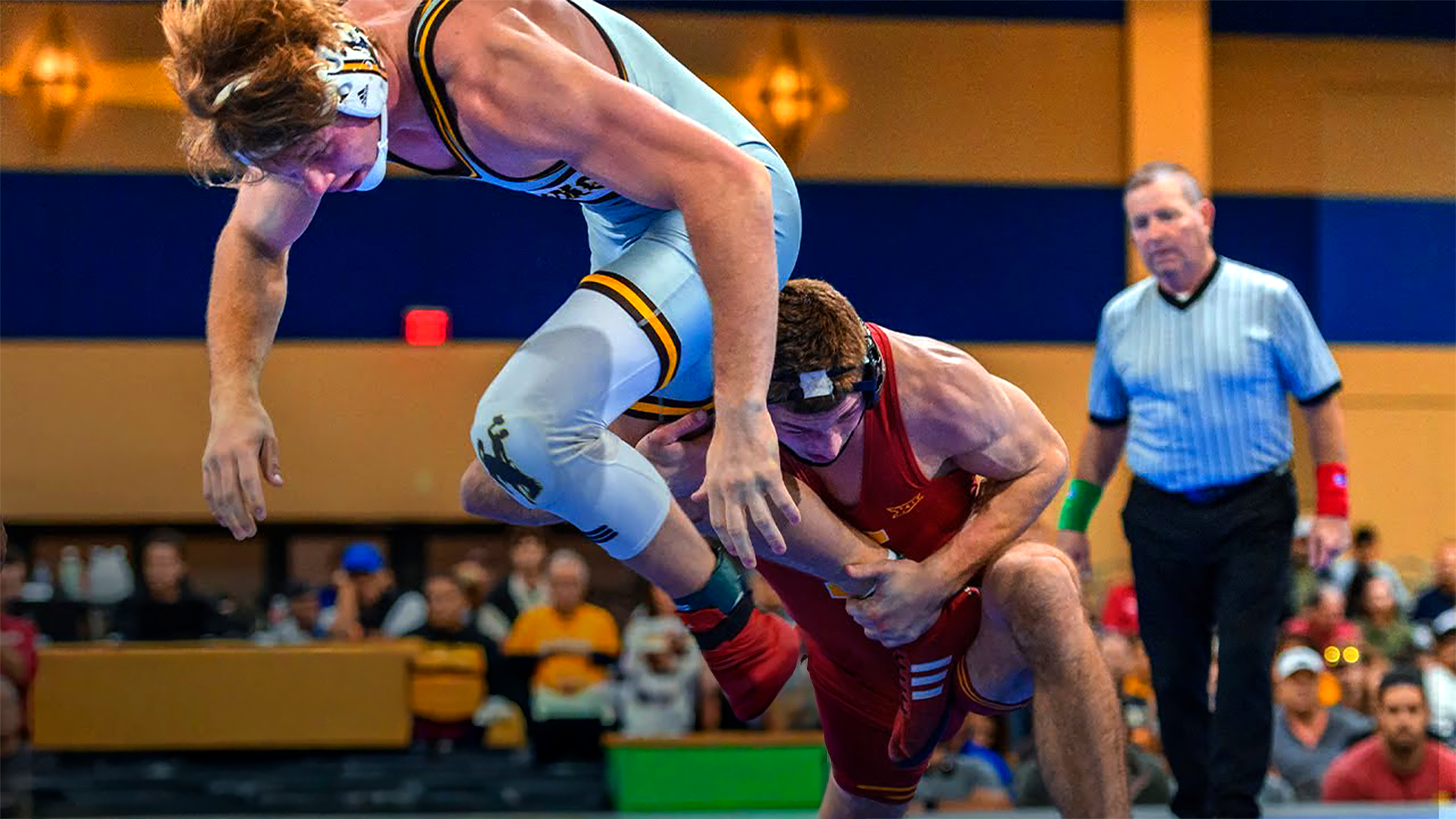 I can’t believe this epic showdown! 😲