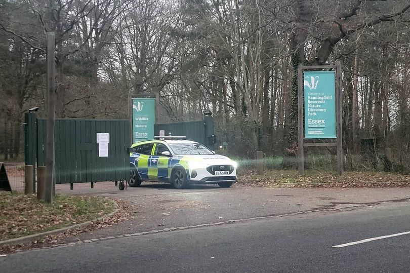 Body found in reservoir after small plane crashes into water