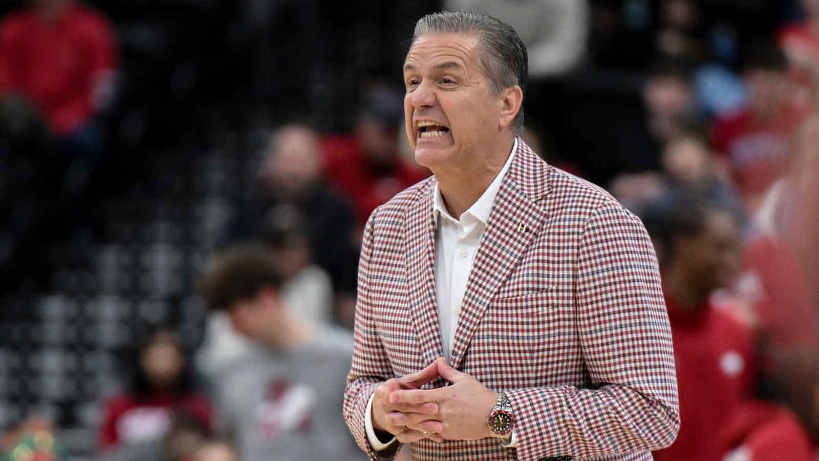 John Calipari goes on 7-minute rant about pros playing college basketball