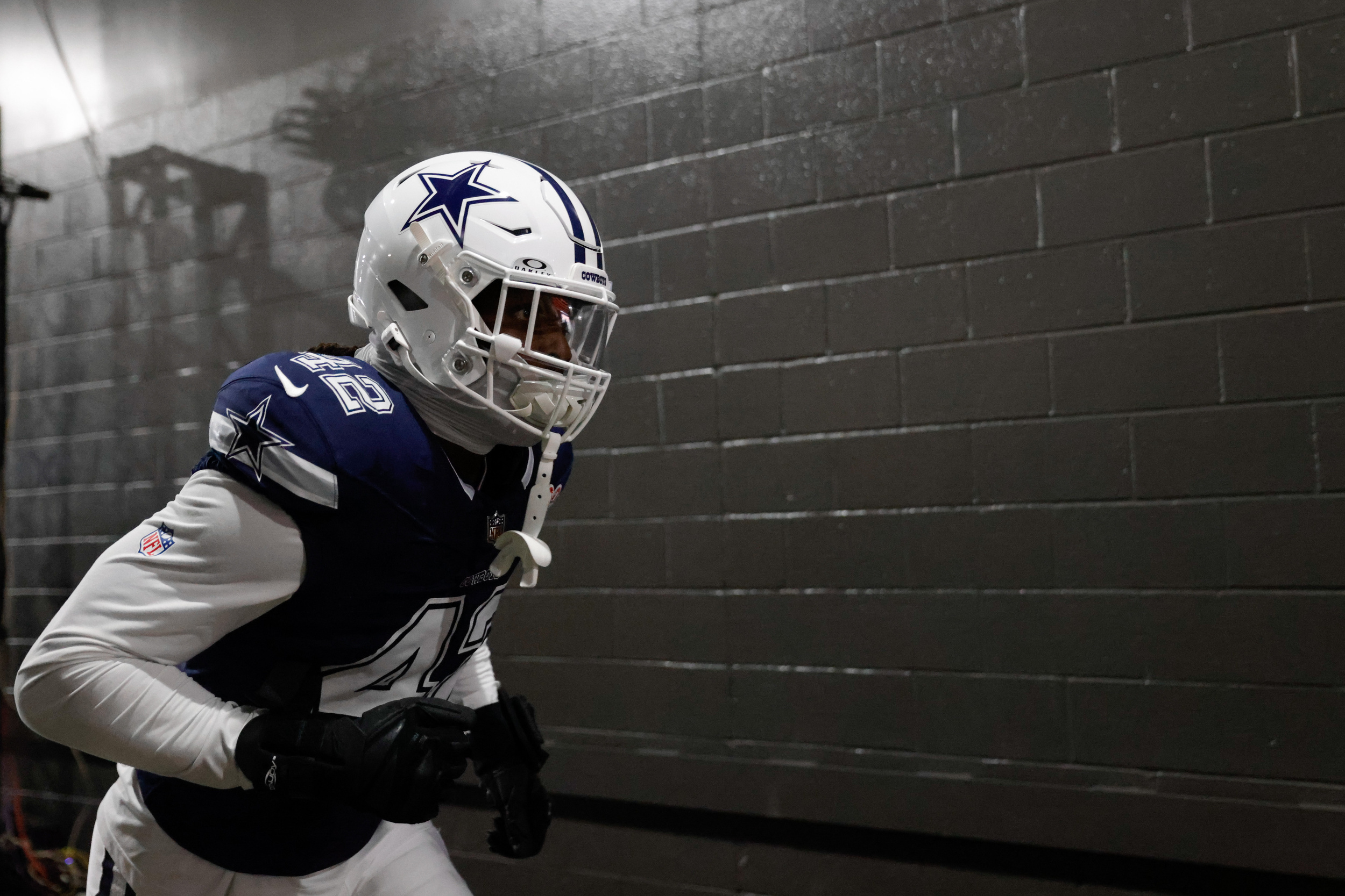 Cowboys need to make Jadeveon Clowney a priority signing this offseason