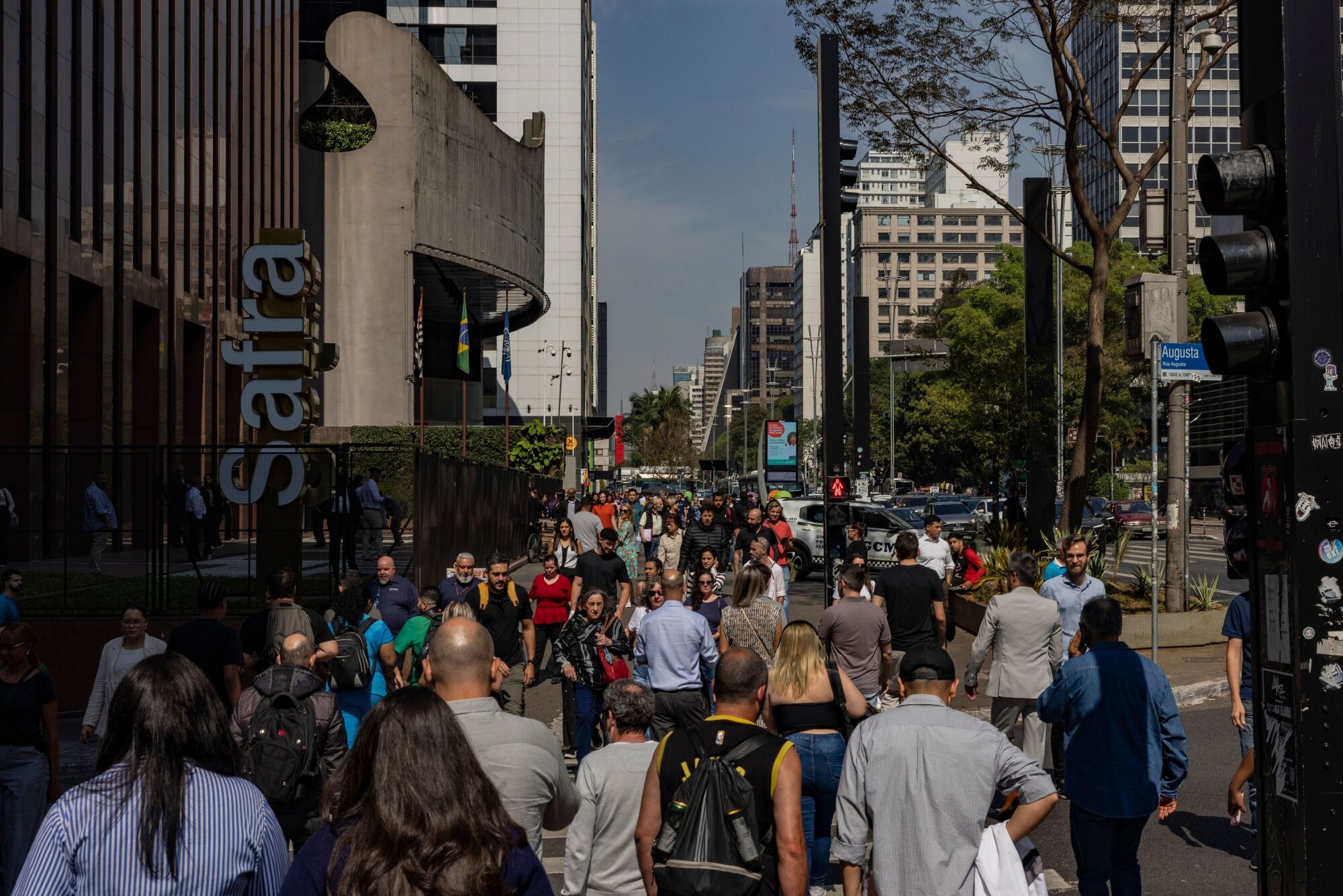 Brazil, Chile lead year-end rally in emerging-market currencies