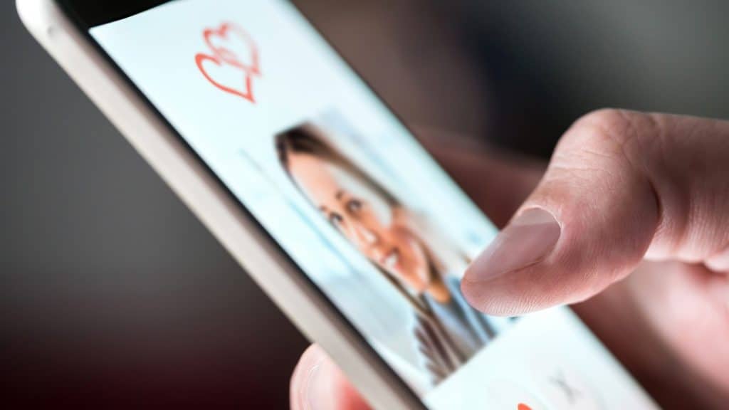 10 little-known dating apps that are better than Tinder