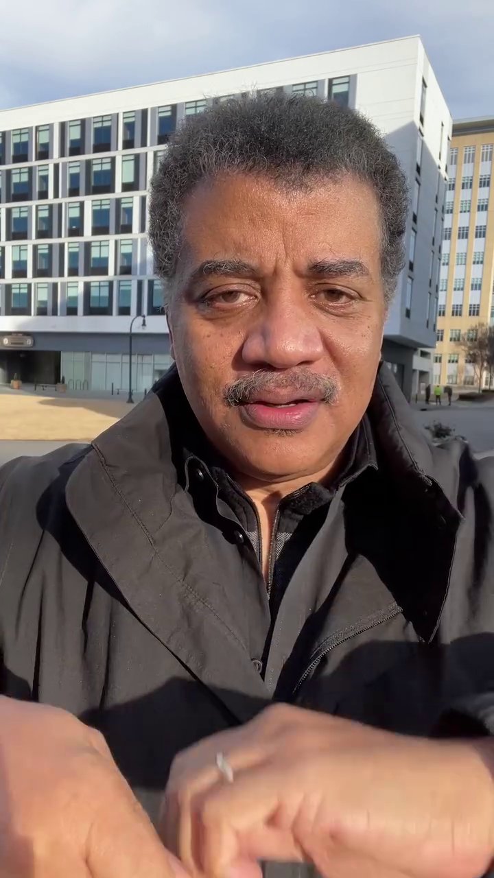 A simple hand trick to try at home