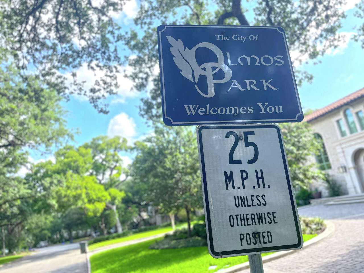 Could this Olmos Park home be yours? Price slashed earlier this month