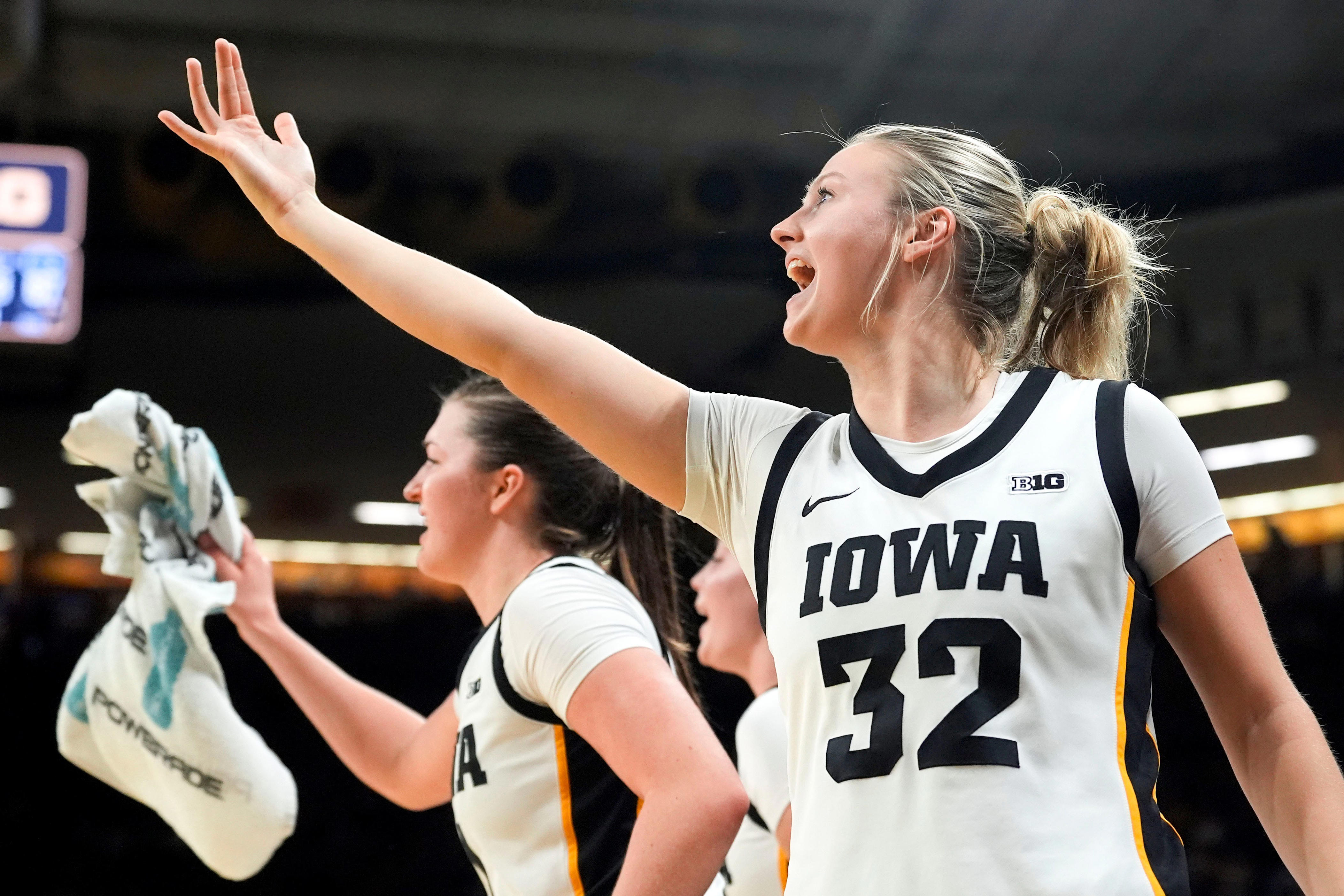 Iowa women's basketball outlasts Nebraska: Final score, recap