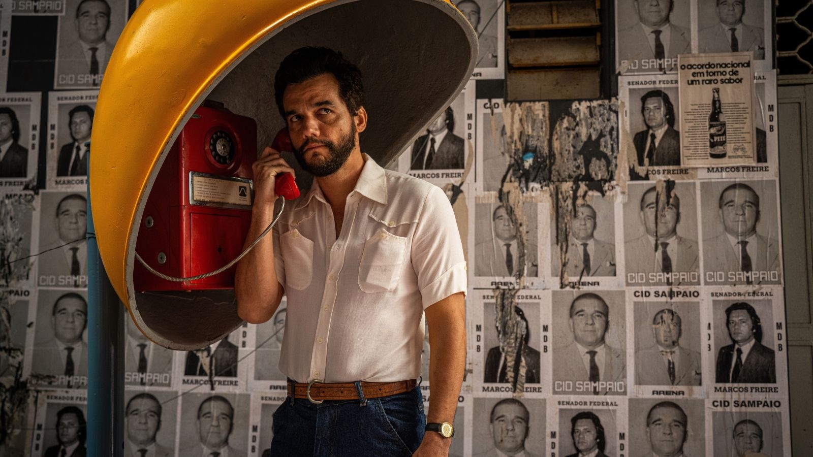 Vídeo – votante do Oscar rasga elogios para “O Agente Secreto”: “Fenomenal”