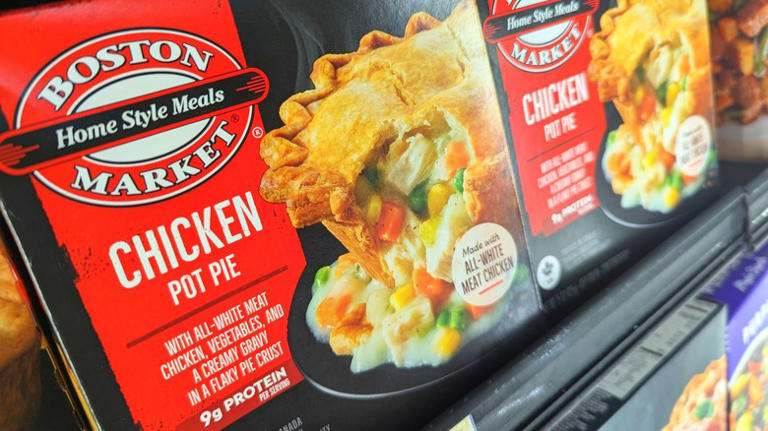 Steer clear of this chain's chicken pot pie at all costs