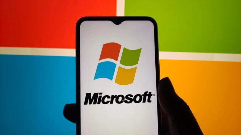 Fundamental shift: Microsoft stock (NASDAQ:MSFT) notches up despite new ...