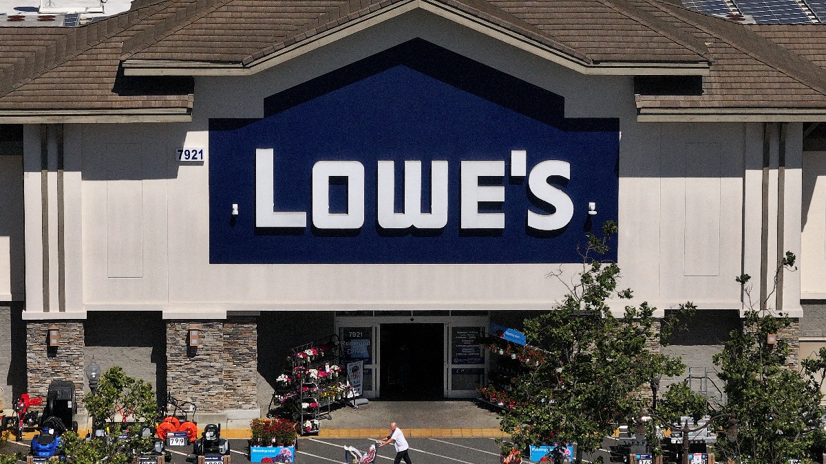 How to get free money at Lowe's in January – plus freebies for kids