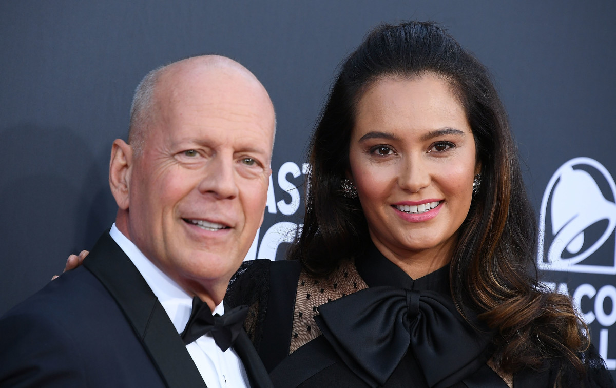 Bruce Willis’ wife gets candid about the kiss that started it all 18 ...