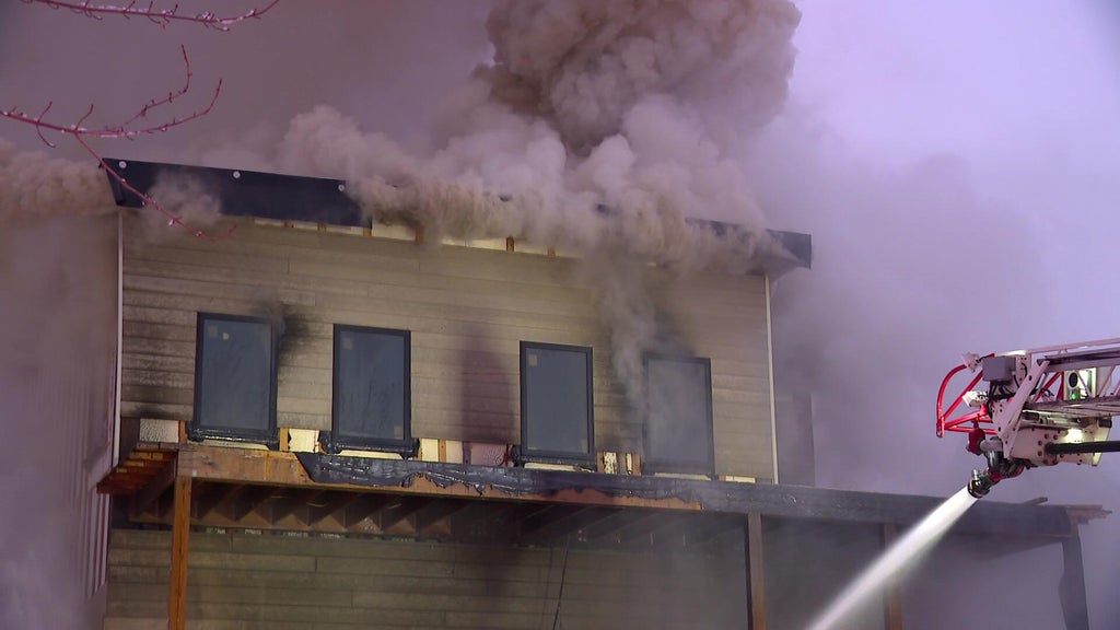 Minneapolis house under construction catches fire, prompts large response