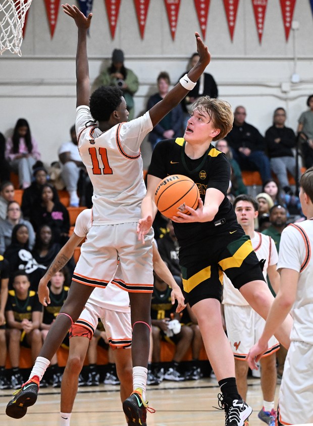 Vanden High boys basketball ready to face top competition in Arizona