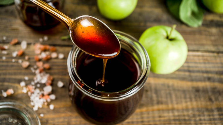 The sweet and simple apple syrup you need to make the perfect fall lattes