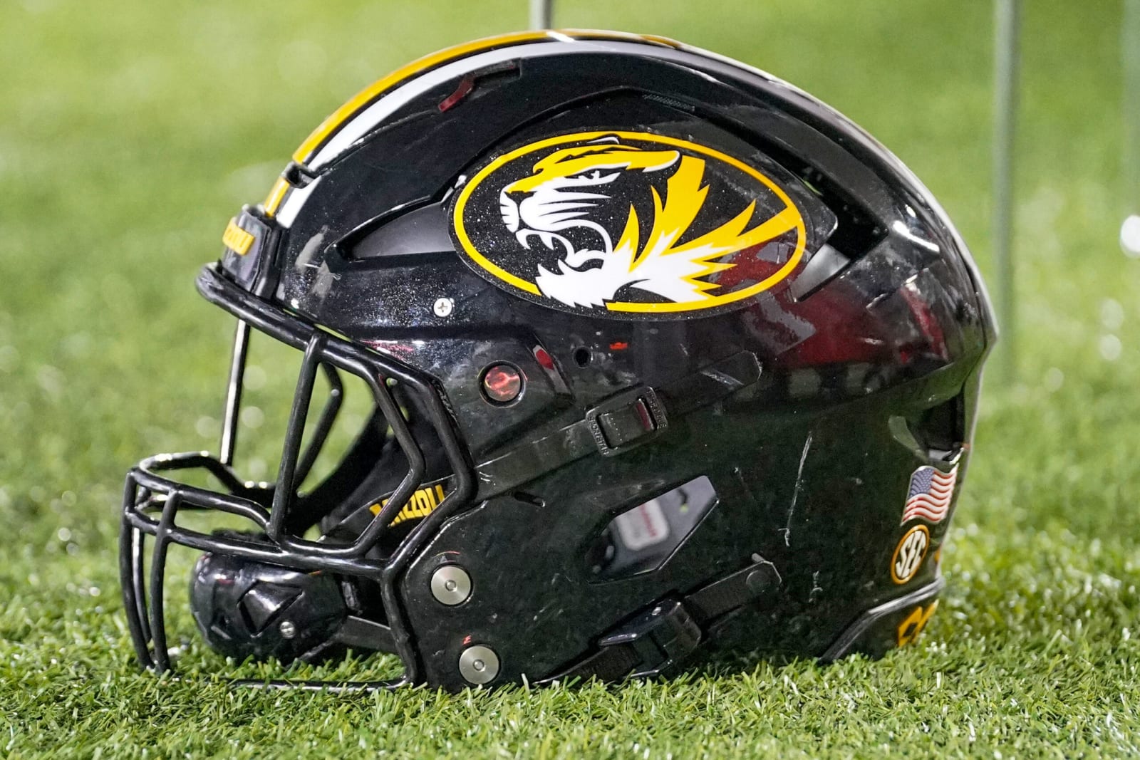Mizzou OL Brandon Solis plans to enter the portal