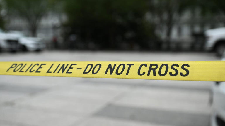 53-year-old man found with stab wounds in Bronx, pronounced dead, NYPD ...