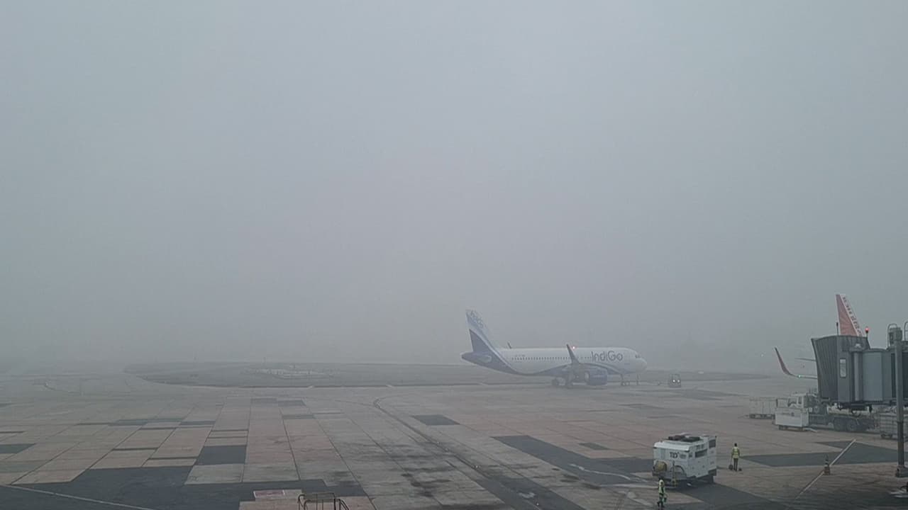 Six flights cancelled at Srinagar airport due to adverse weather