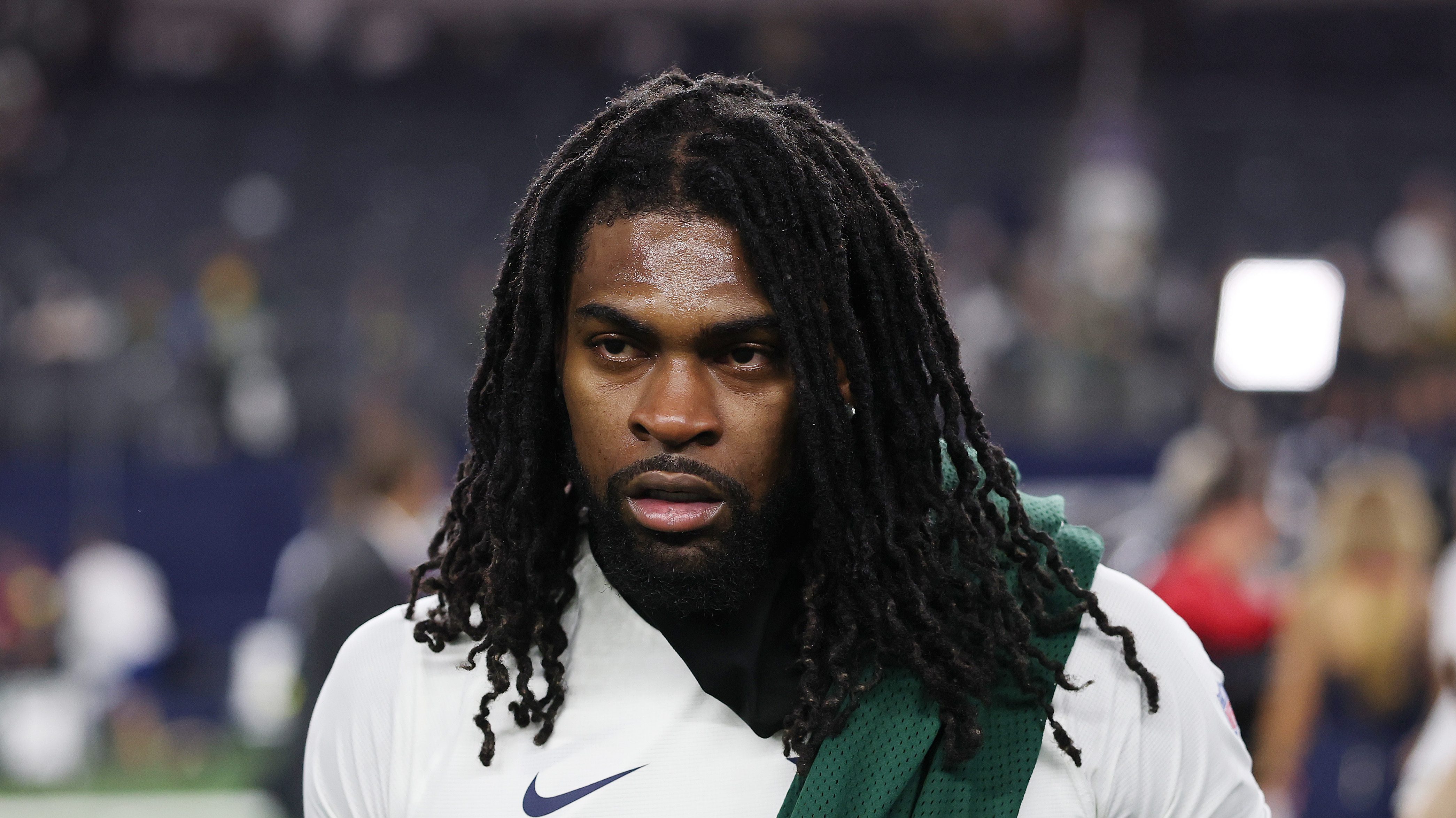 Chicago Bears face no-brainer decision after All-Pro CB hits waivers