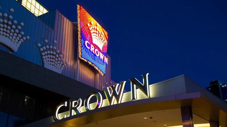Crown Casino workers in Melbourne announce New Year's Eve strike amid ...