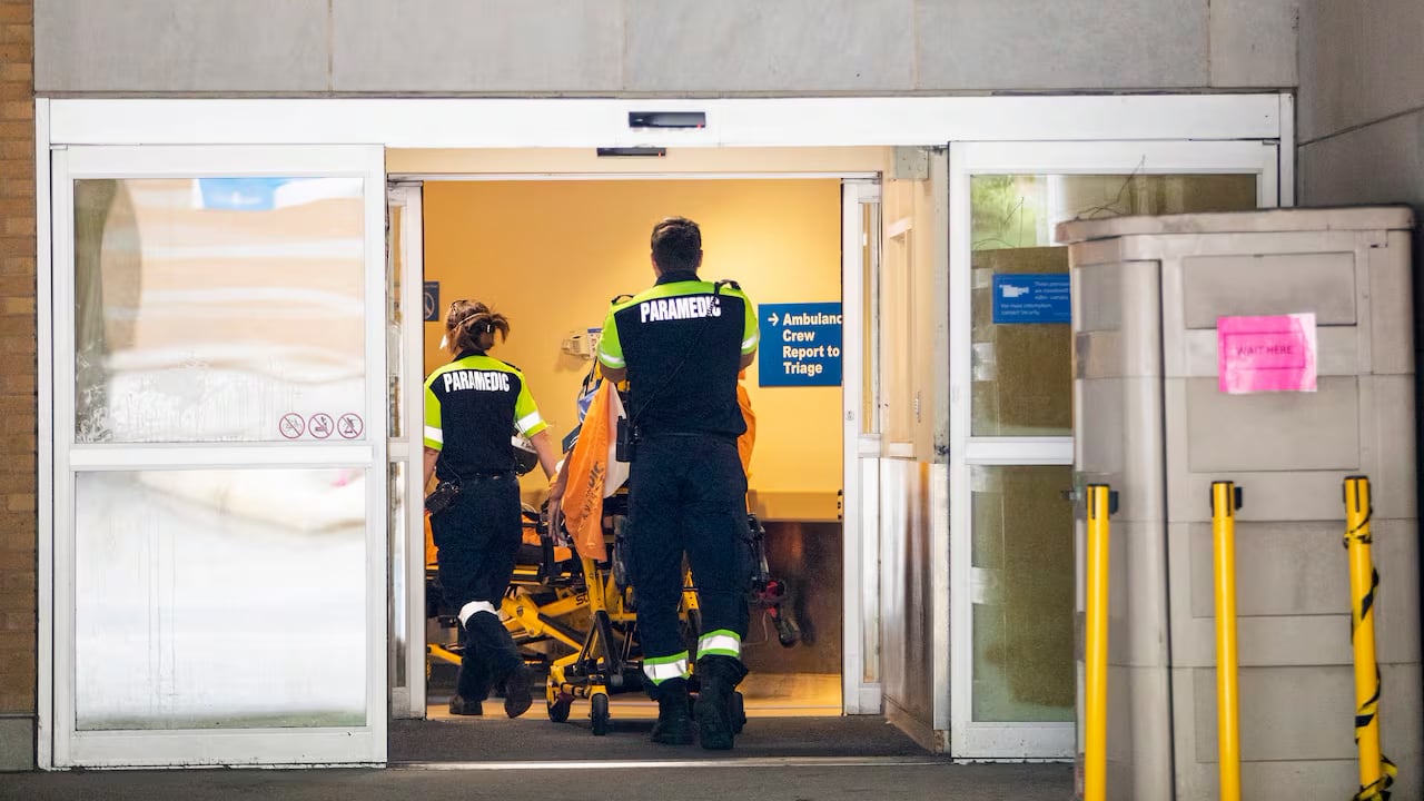 Toronto paramedics respond to 122 overdose calls in just 8 days