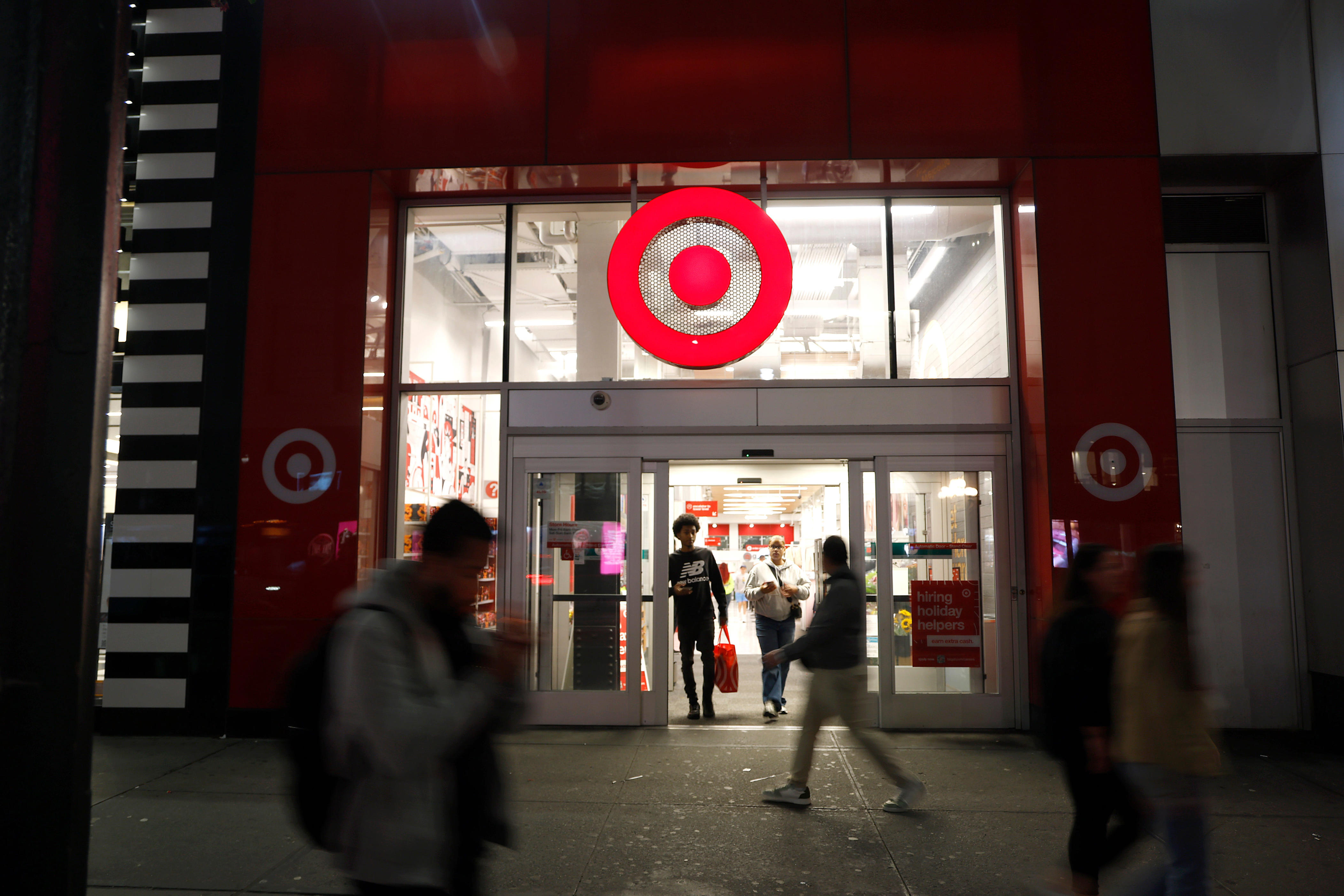 When is Target open on New Year's Eve 2025? See store hours
