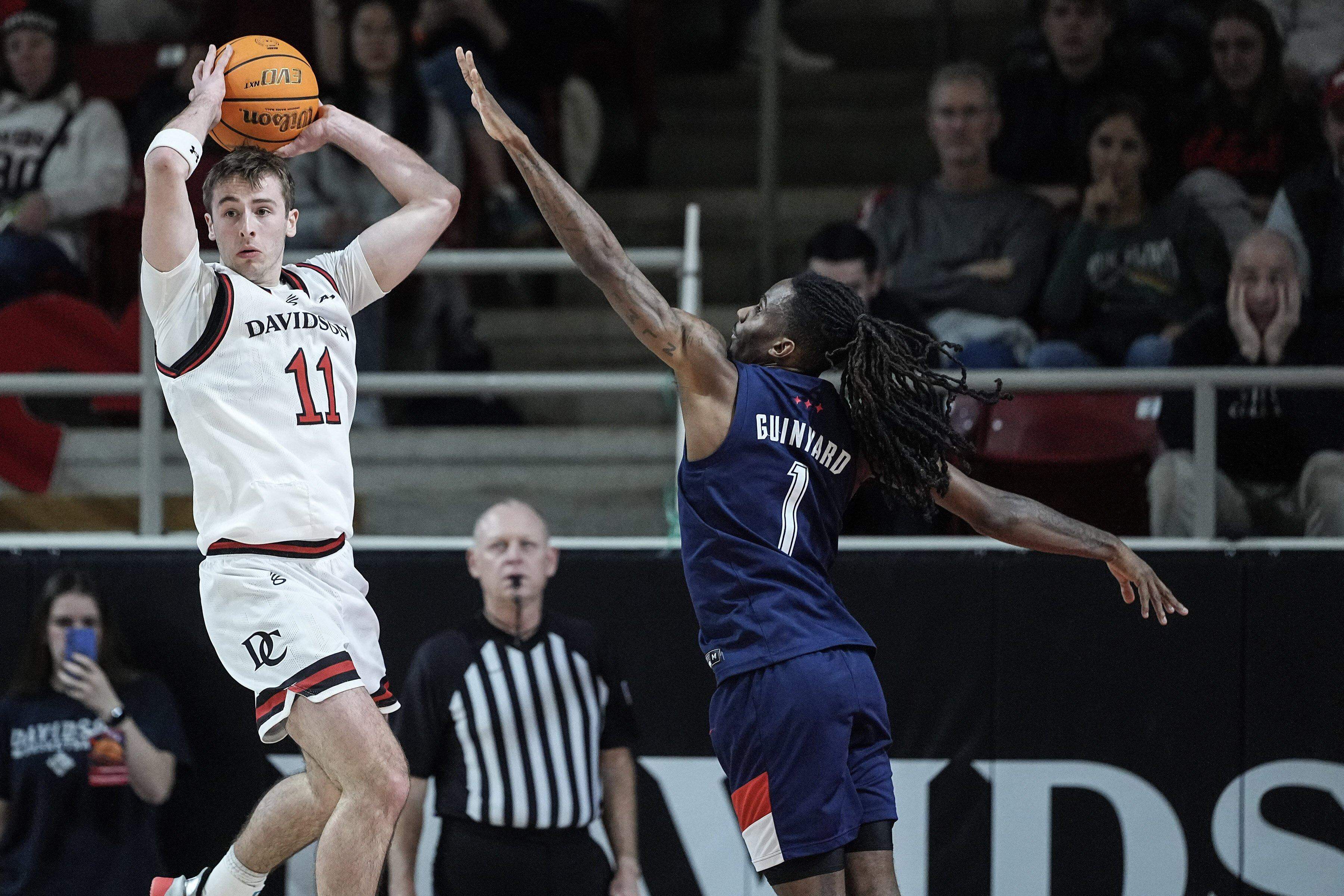 'My forever home': How Davidson honored NBA, former Wildcats star Steph ...