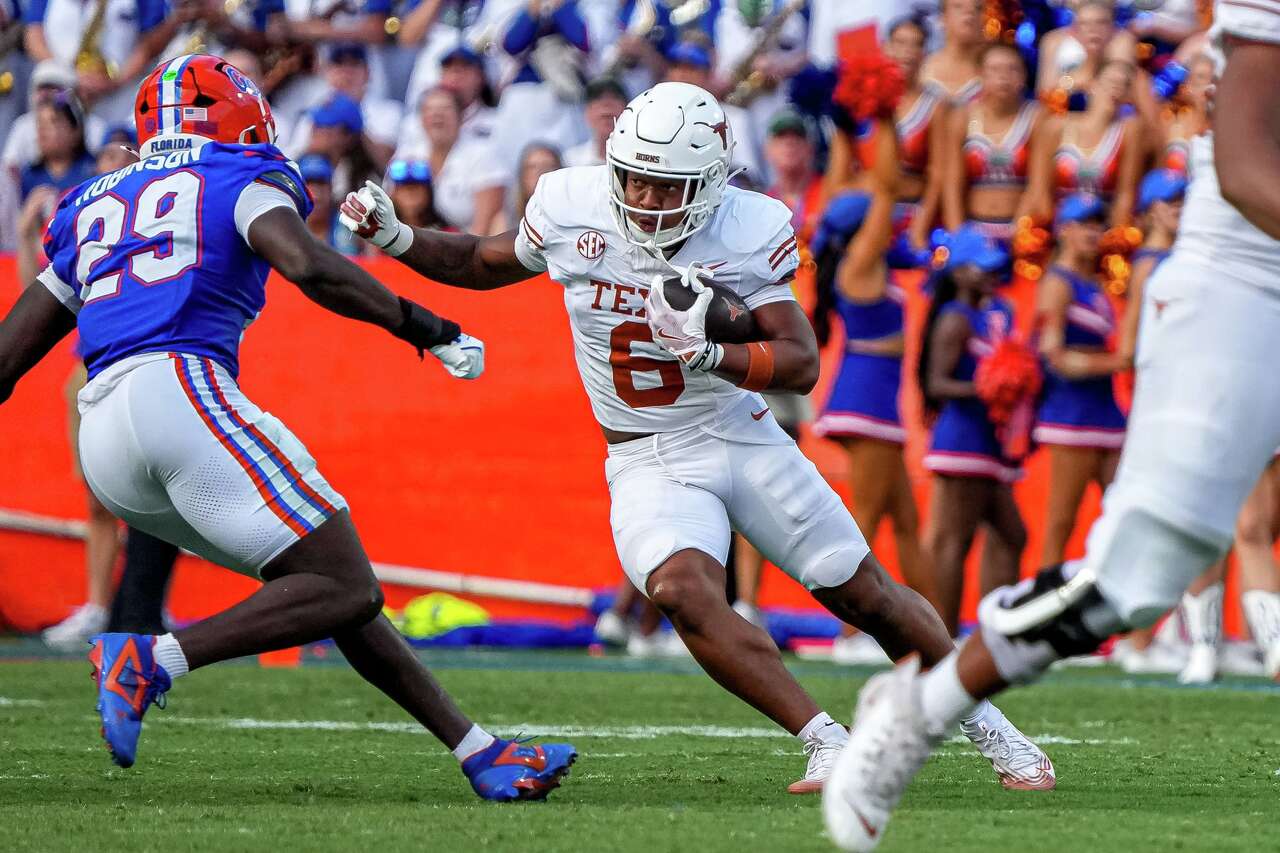 Texas football: With Tre Wisner and CJ Baxter out, Longhorns reassess ...