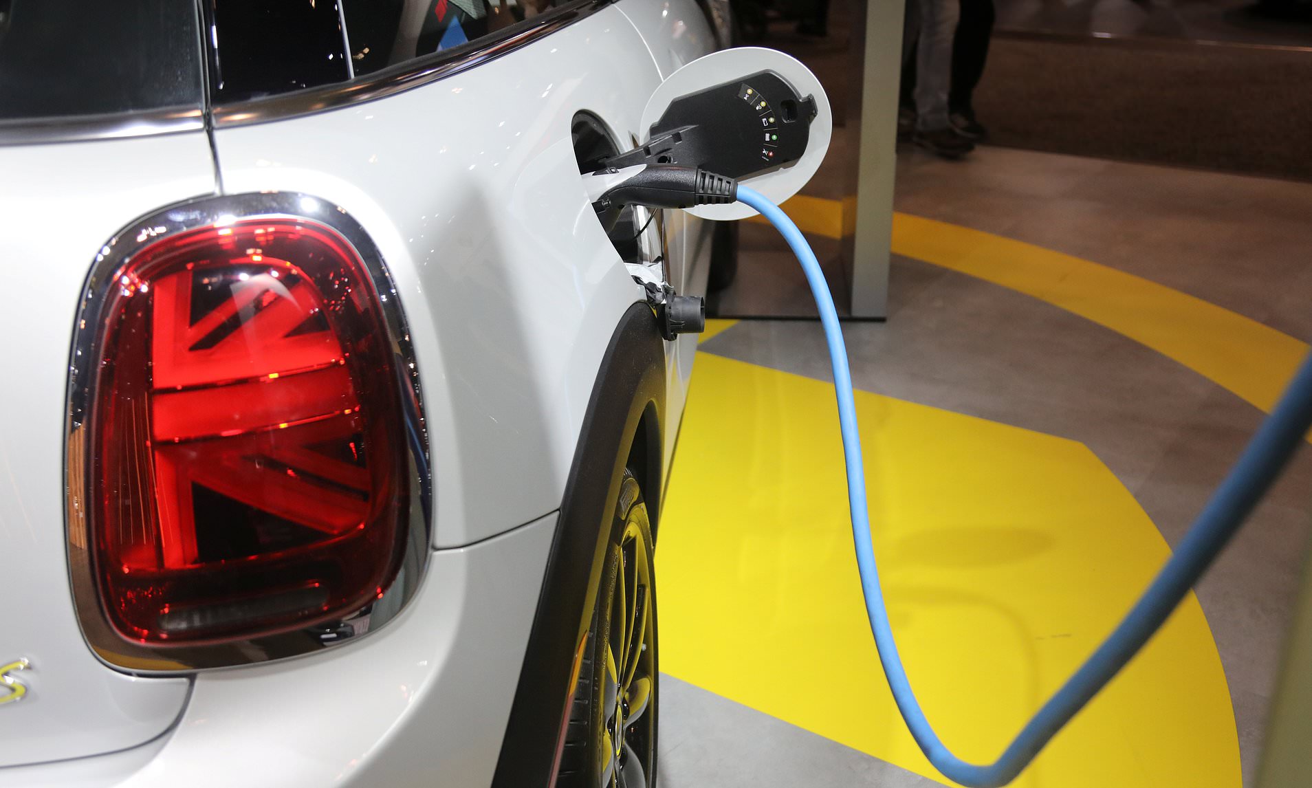 UK electric car charging point rollout stalls as experts warn of stark ...