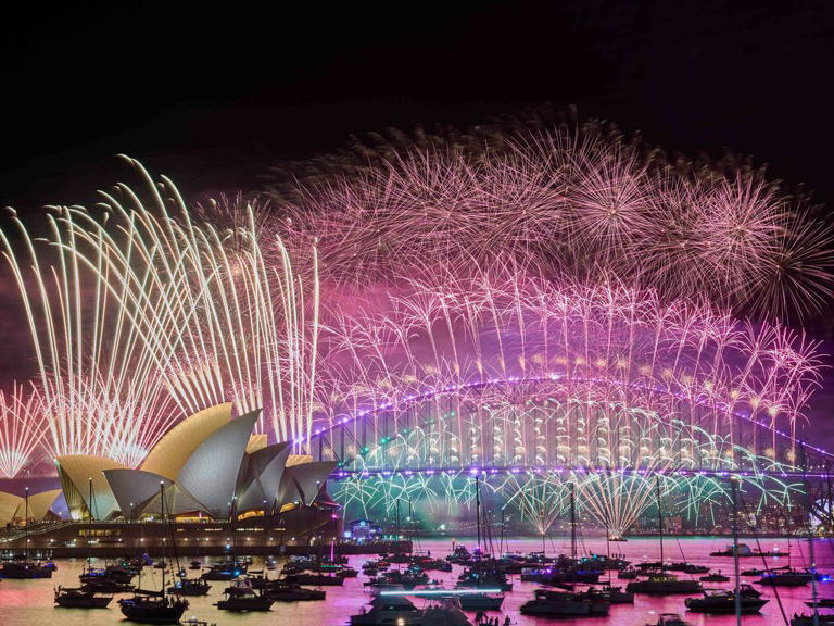 Thousands queue in anticipation for NYE