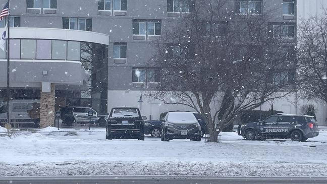 Grand Chute police responding to 'active incident' at hotel, public ...