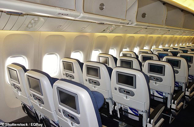 Flight attendant reveals the perfect seat for a long-haul flight