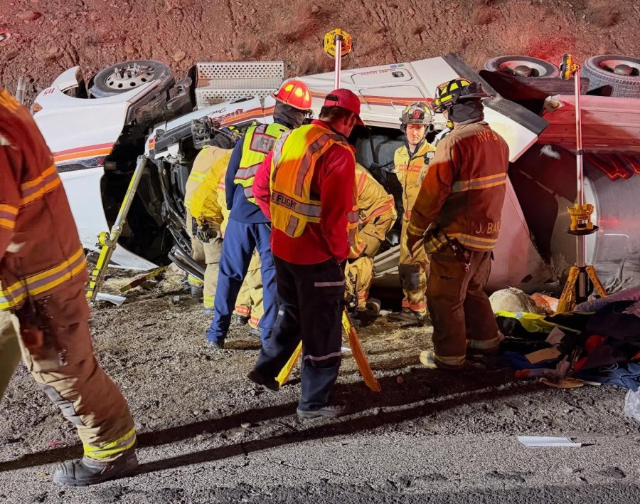 Semi-truck rollover in Washington County spills dairy product around I-15
