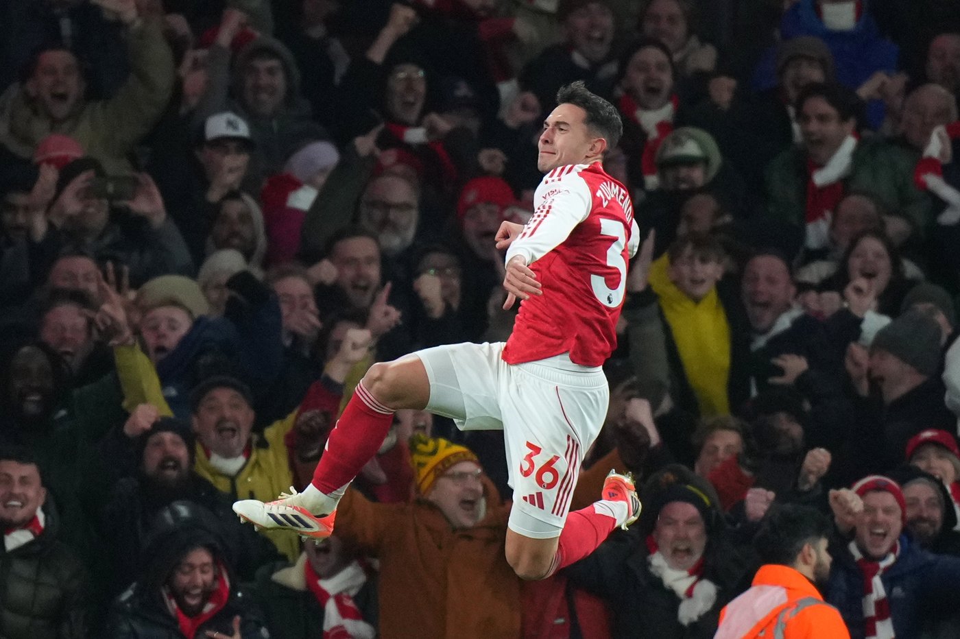 Arsenal will end the year top of the Premier League after 4-1 statement ...
